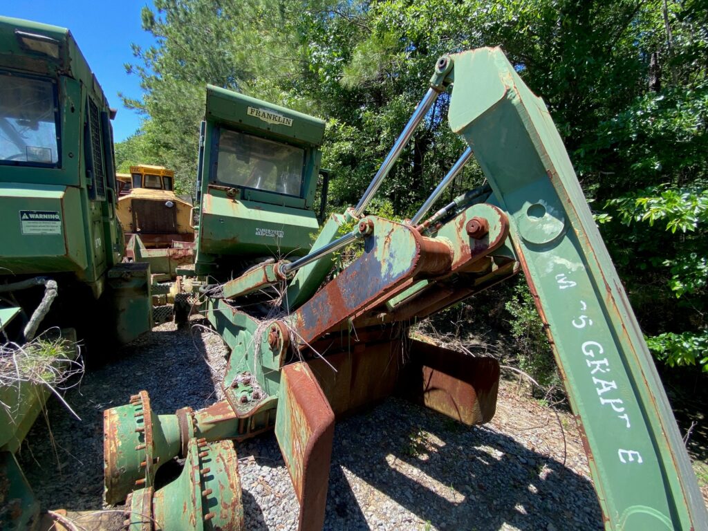 1995 Franklin C7 SN 16966RM1101 - W & W Truck and Tractor Inc.